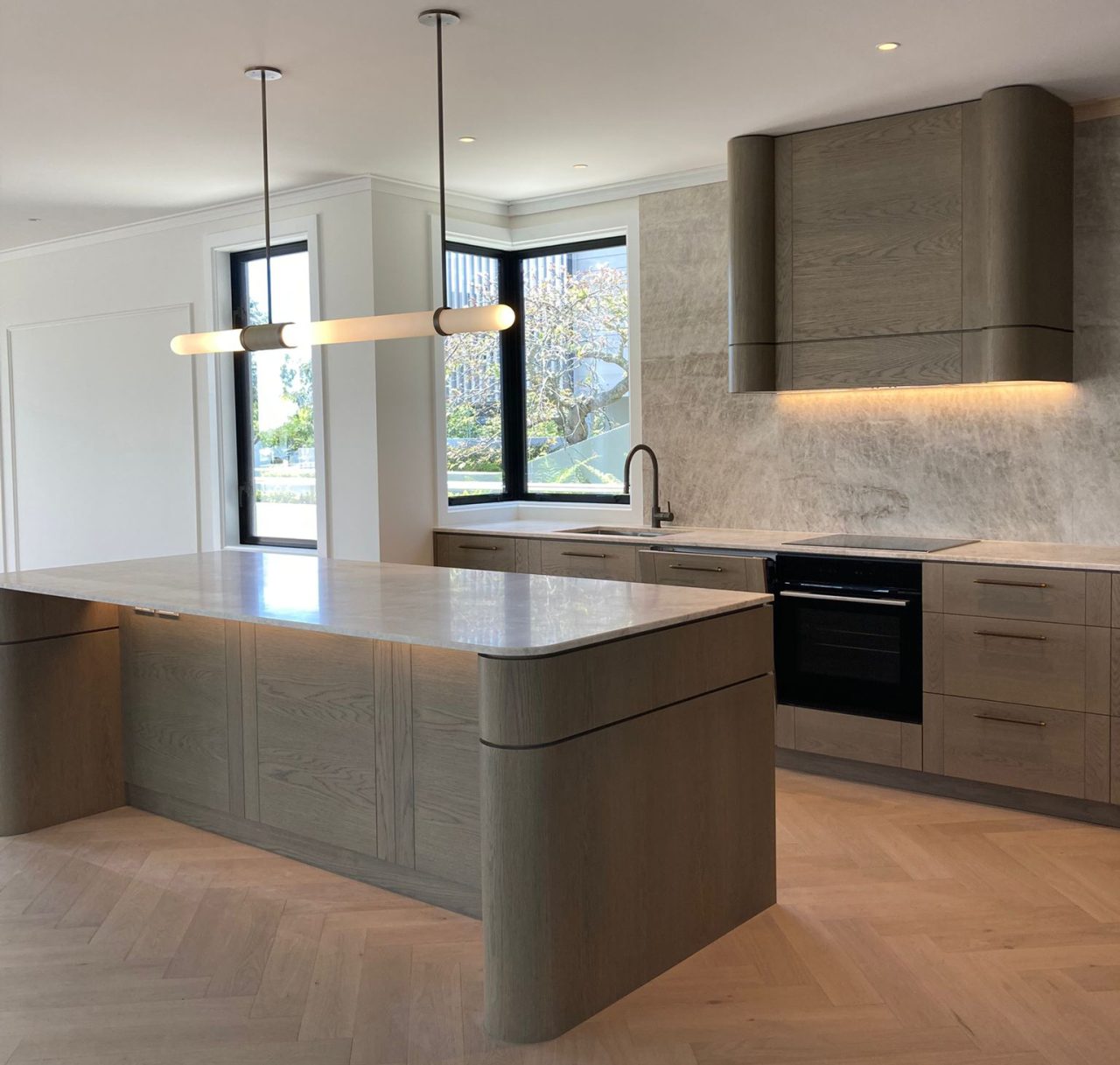 Extractor Fan Installation Auckland, NZ | Livewire Electrical